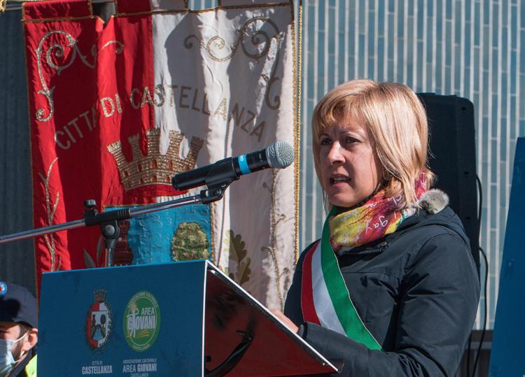 Malore improvviso, muore sindaco di Castellanza subito dopo discorso 25 ...